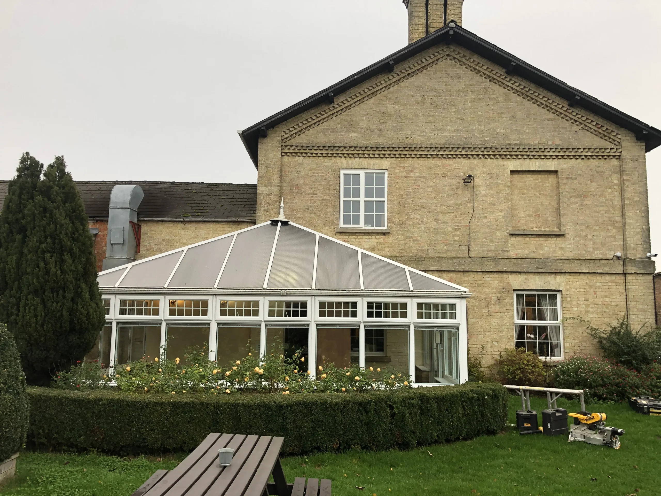 Are Conservatory Roofs Lightweight? | Nu-Look Conservatory Roof Solutions